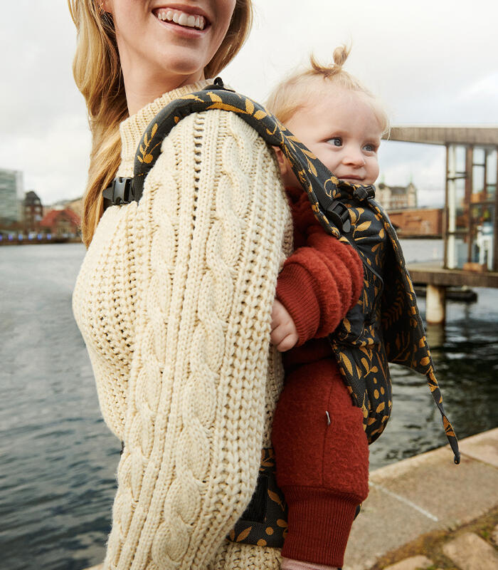 Fullbuckle Baby Sling | Stokke® Limas™ Babytrage Flex