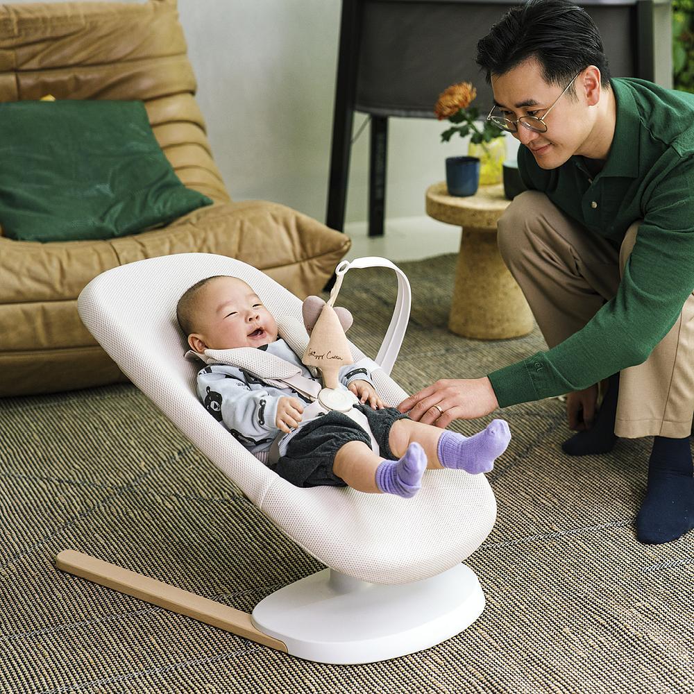 Stokke® Online Shop | Children´s High Chair, Strollers & Nursery